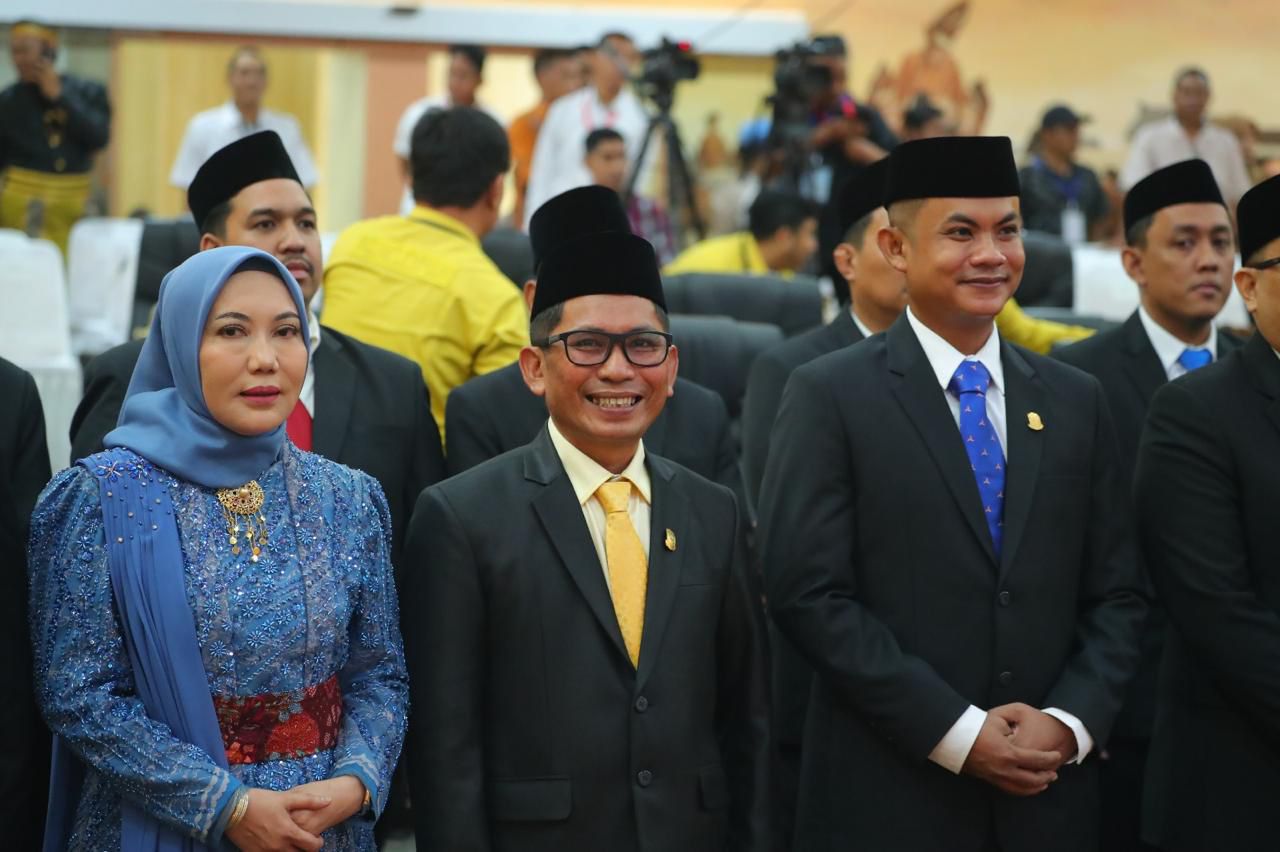 Fraksi Mulia DPRD Makassar Minta Pemkot Tunda Lelang Kegiatan Fisik 2025 - SimakBerita.com ...